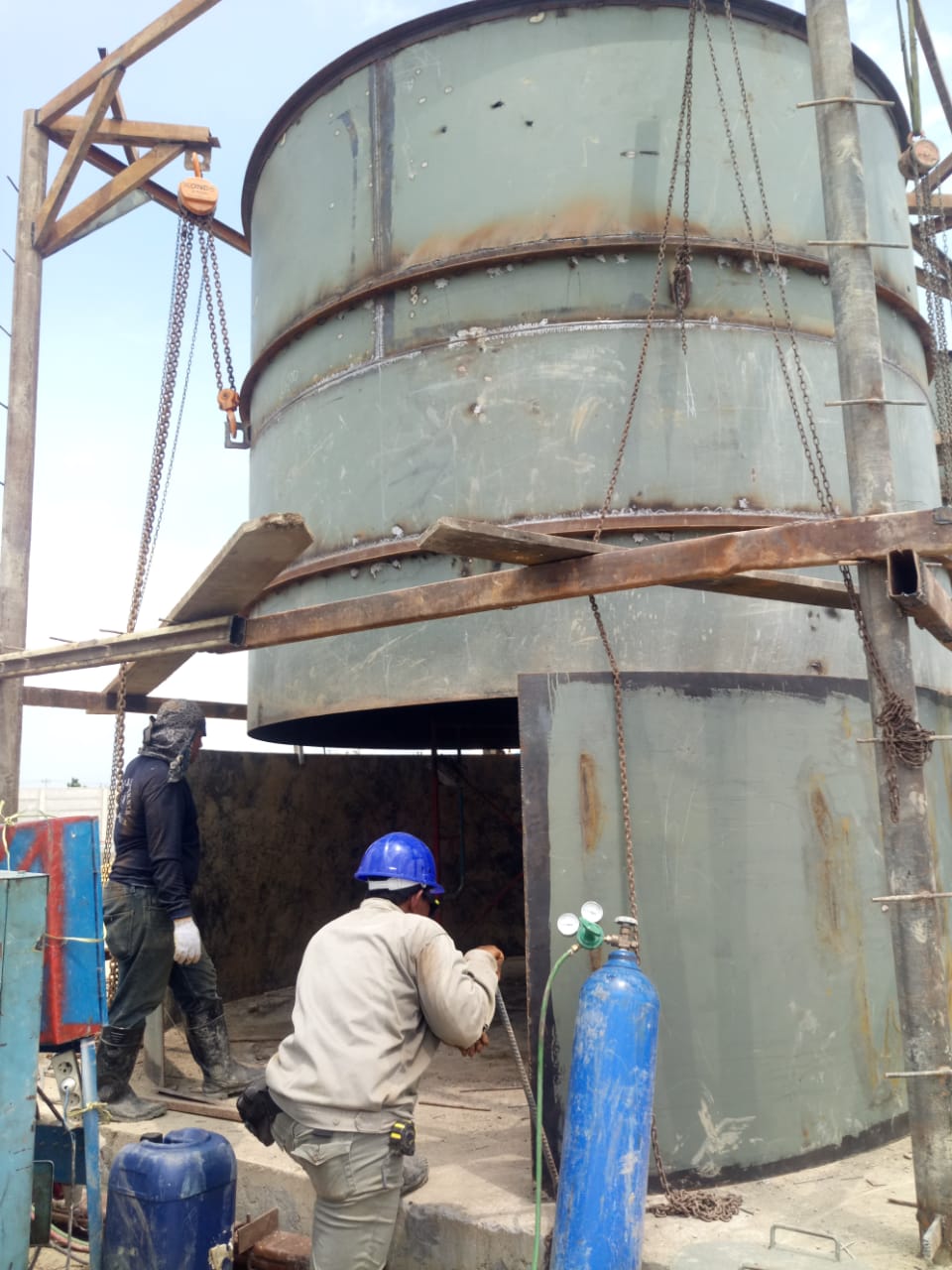 Fabrication And Erection Tank and Piping » PT. Kamanjaya Teknik Indonesia